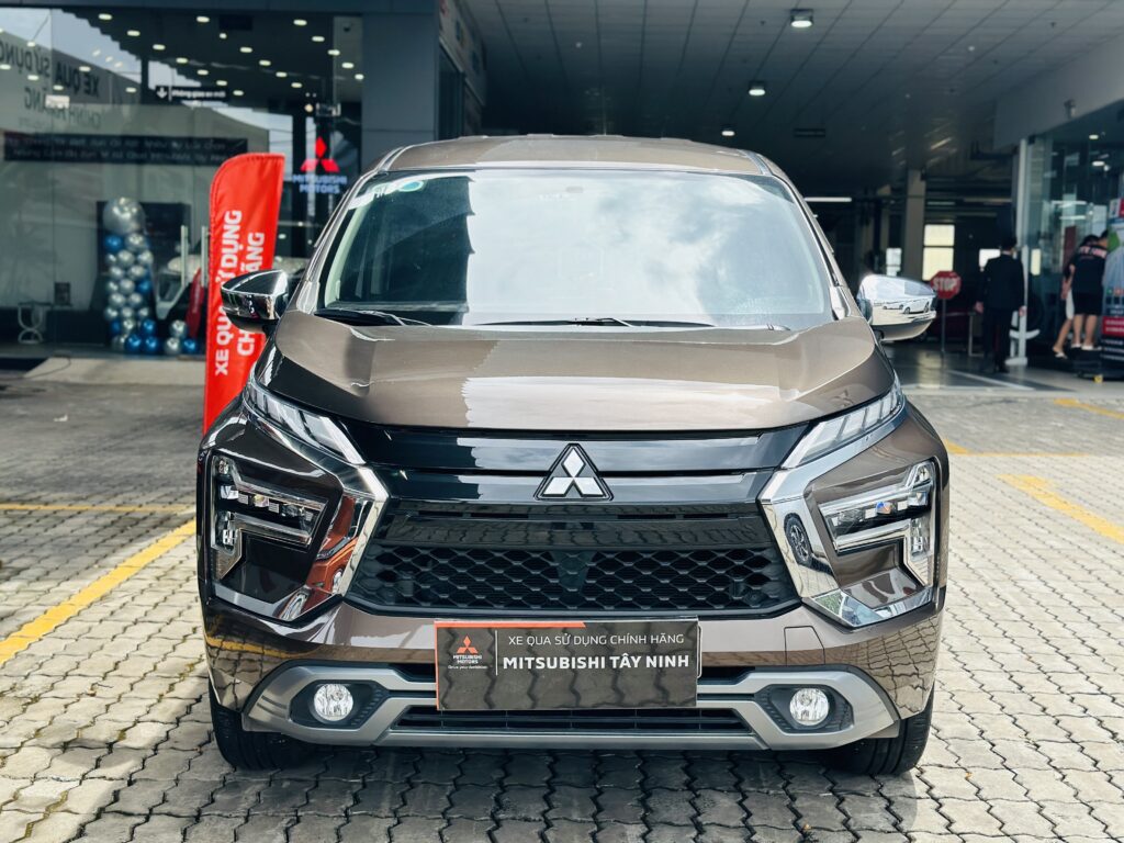 Bán xe Mitsubishi Xpander Premium 2022 cũ màu nâu